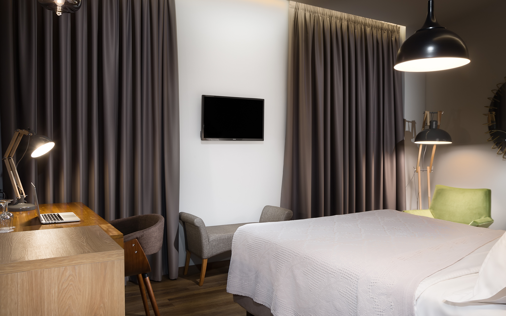 Triple Room - 360 Degrees